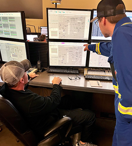 Operators train together as part of refinery restart activities